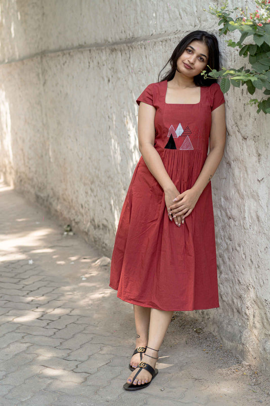 Buy Khadi Dresses for Women Online | Studio Bustle